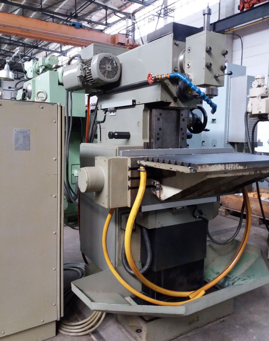 공구 밀링 머신 RUHLA VRB 2242